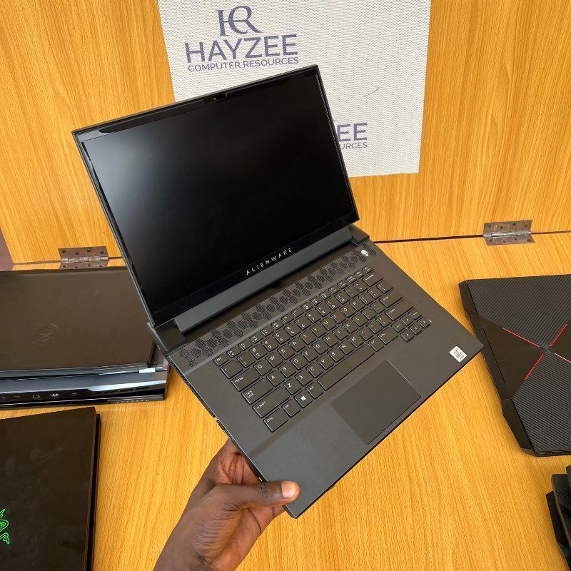 Alienware m15 R3 | Intel Core i9 (16CPUs @3.1GHz) | 32GB RAM - 512GB ...