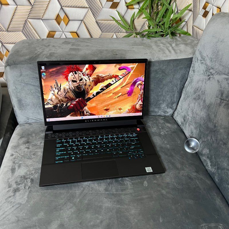 Alienware m15 R3 | Intel Core i9 (16CPUs @3.1GHz) | 32GB RAM - 512GB ...